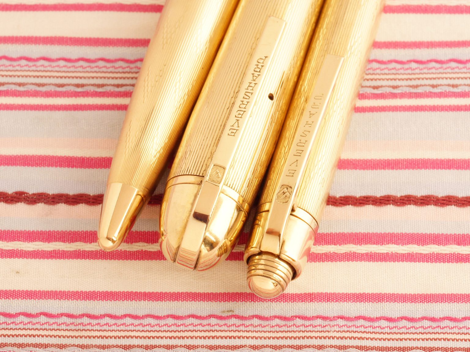 Eversharp Skyline Gold Award Chevron Fountain Pen Pencil Set