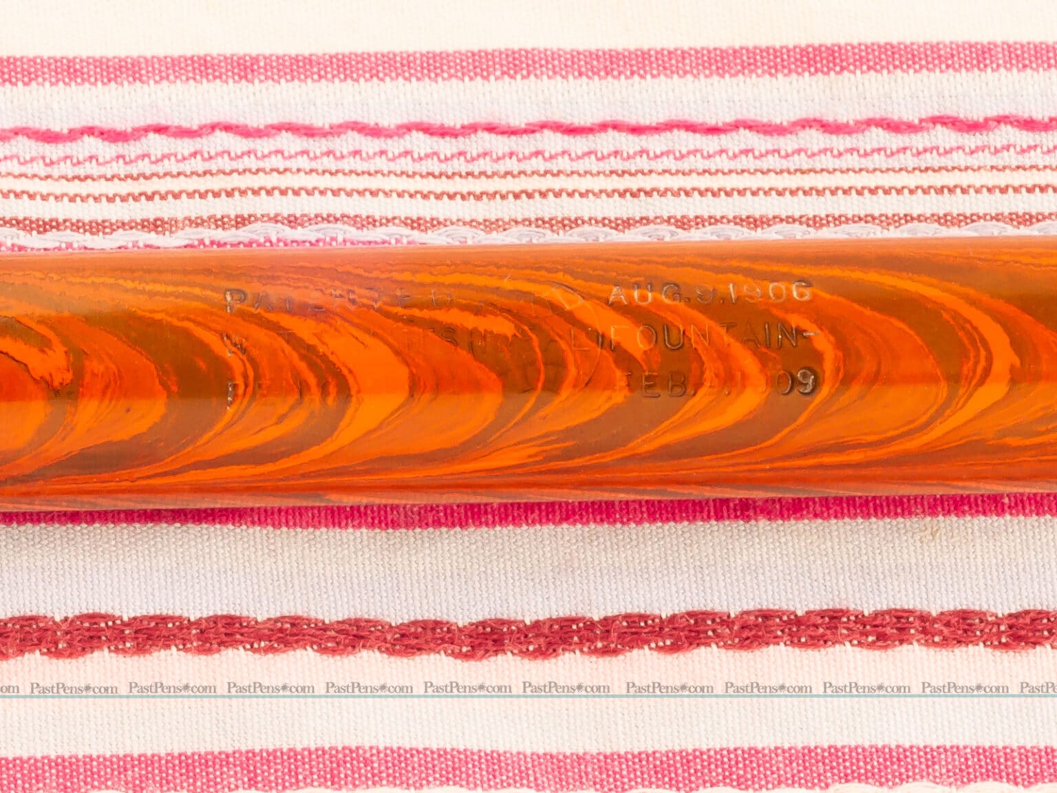 Waterman 7 Red Ripple Woodgrain Blue Blunt Fountain Pen