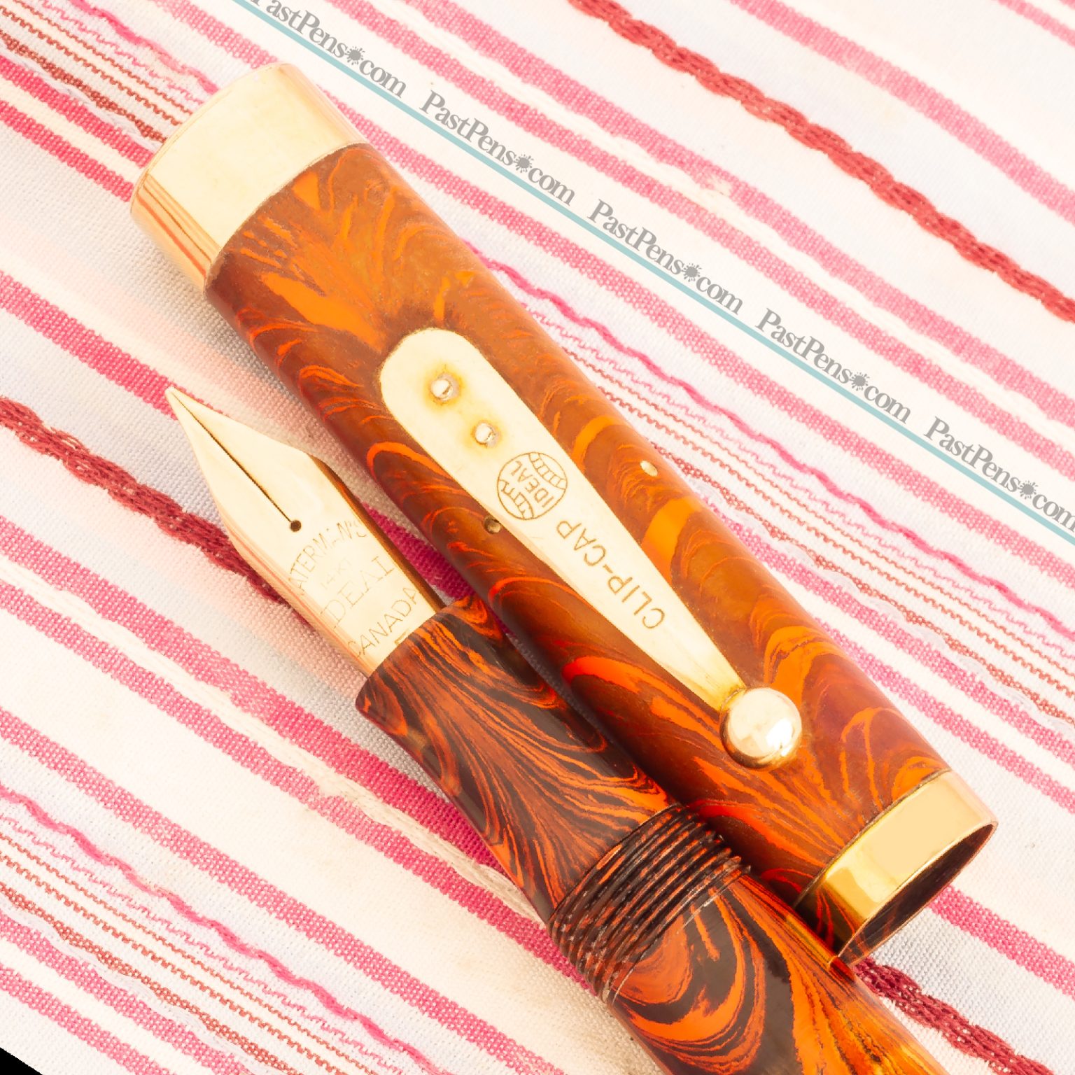 Waterman Nurse Pearl Marble Fountain Pen Trio Set Pouch